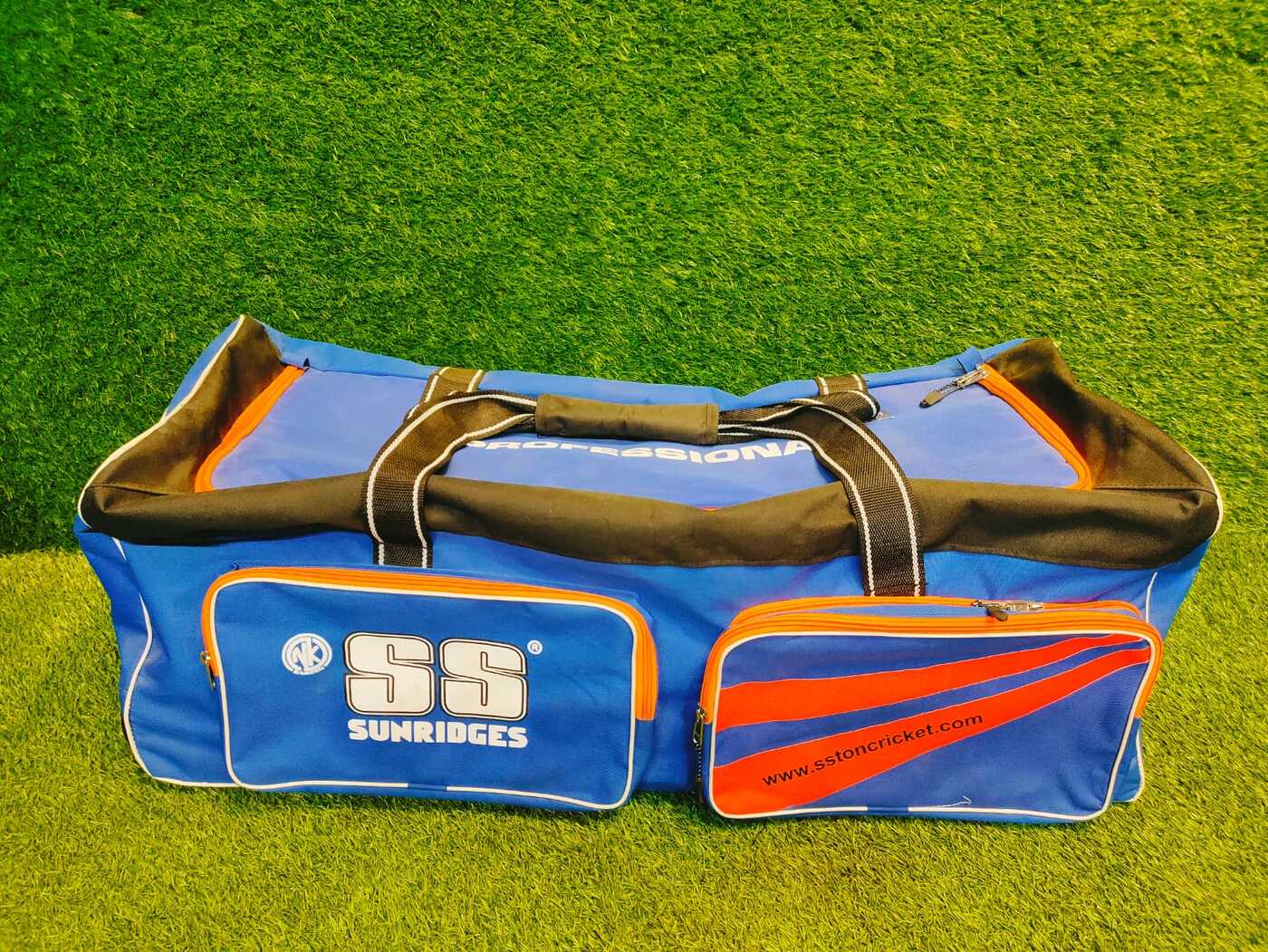 CRICKET KITBAG SS PROFESSIONAL WHEEL